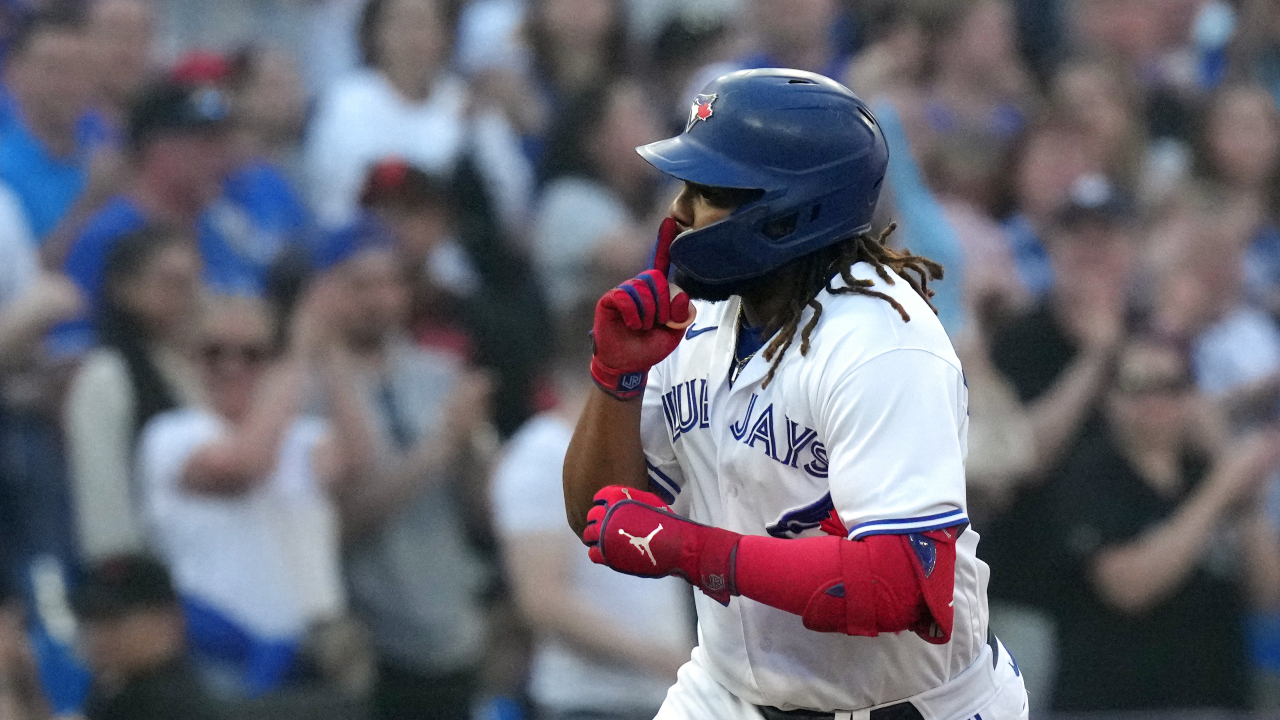 After agreeing to derby, Guerrero Jr. hits huge homer in Blue Jays win ...