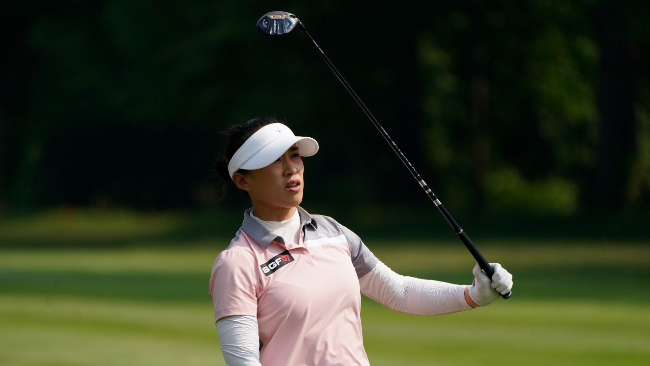 Amy Yang takes the Meijer LPGA Classic lead with her third straight 67 ...