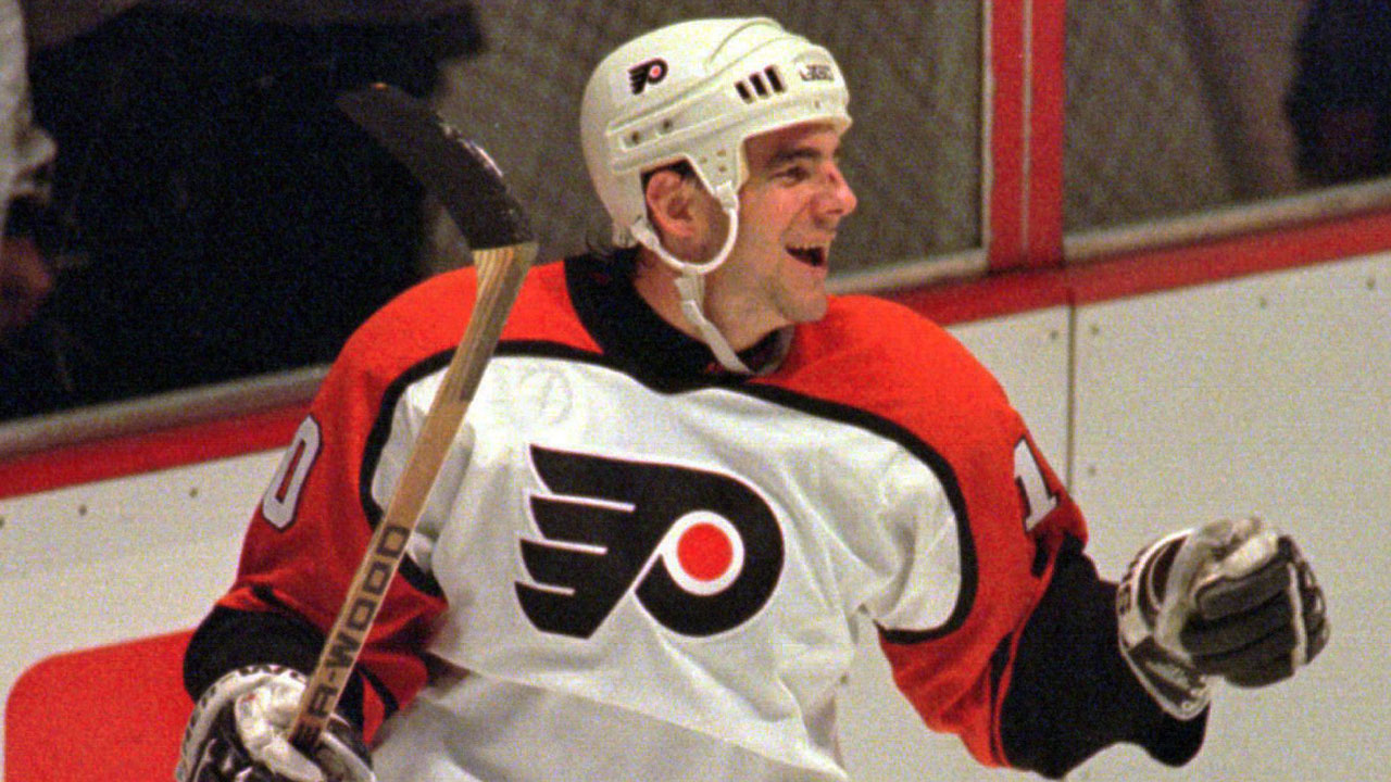 Flyers add John LeClair as special advisor to hockey operations