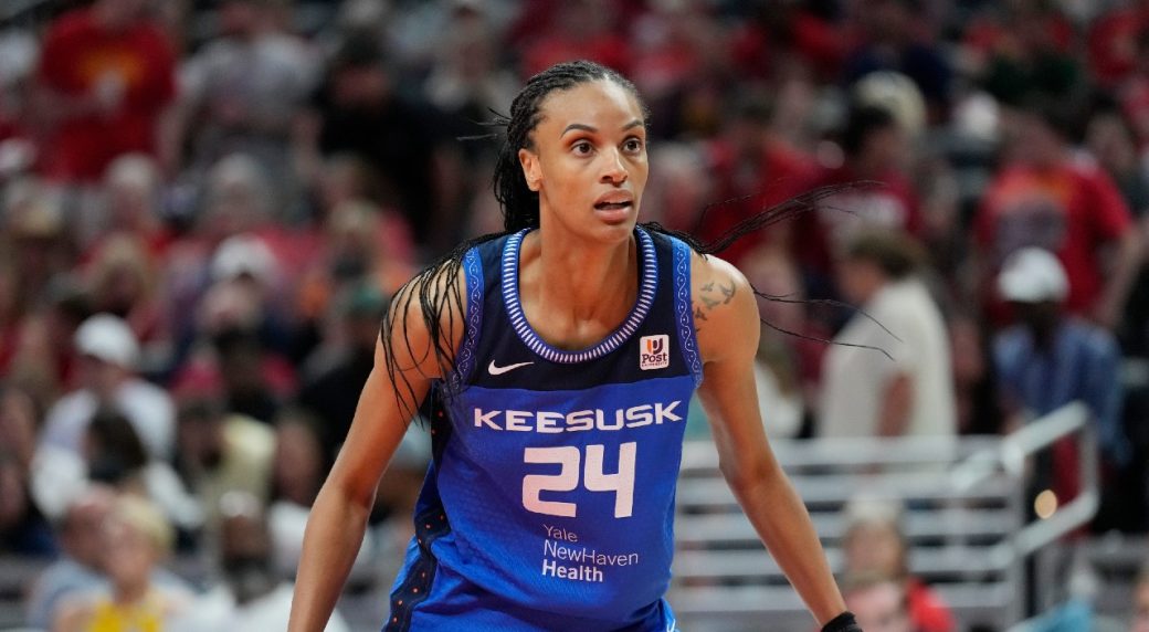 Bonner, Hayes dominate as Sun snap Wings' five-game win streak