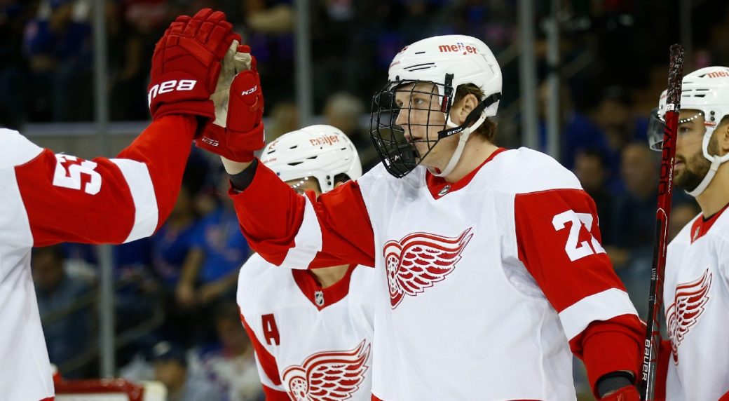 Red Wings, Matt Luff agree to new one-year contract