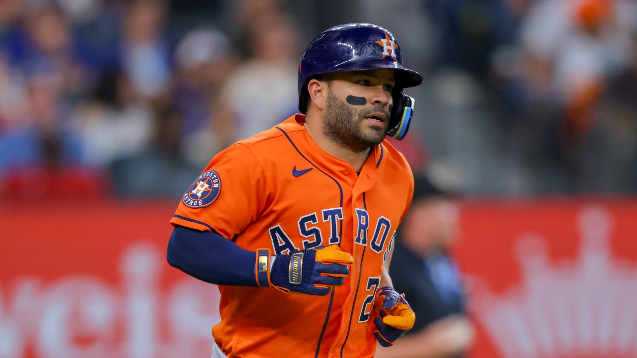Astros reinstate Alvarez, Altuve from injured list ahead of finale against Rangers - Sportsnet.ca