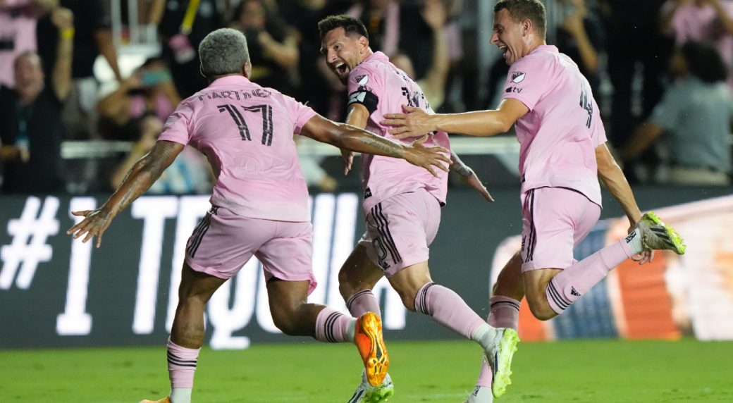 Messi scores dramatic game-winning goal in Inter Miami debut against ...