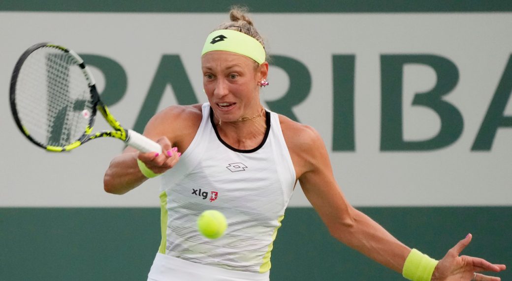 Yanina Wickmayer upsets second-seeded Zhu Lin at the Prague Open