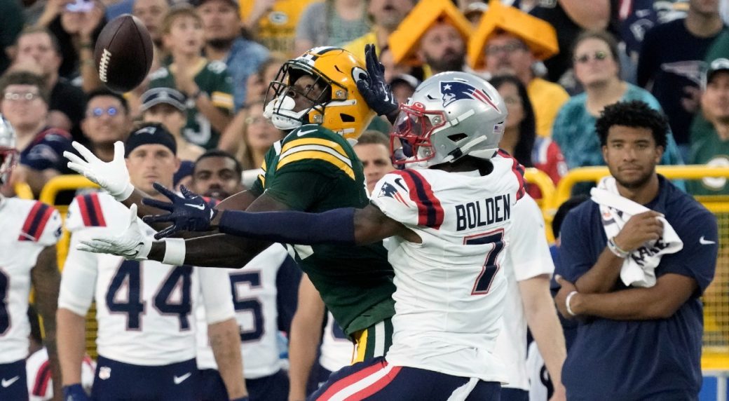 Patriots CB Isaiah Bolden carted off with injury, game vs. Packers ...