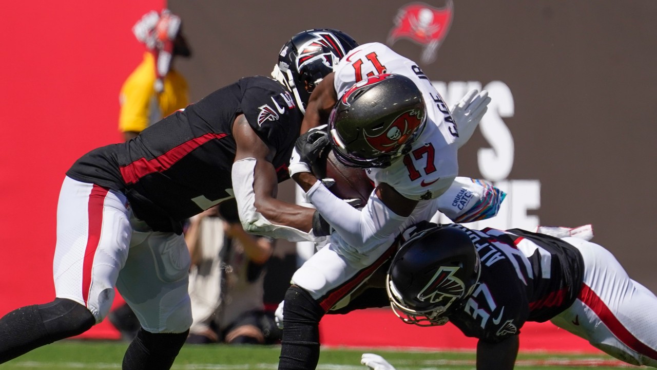 Buccaneers wide receiver Russell Gage out for the season with knee injury - Sportsnet.ca