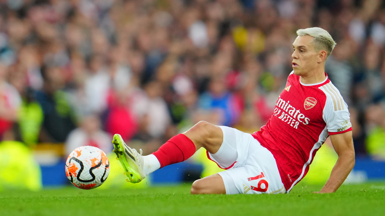 Premier League Roundup: Arsenal overcomes Everton, Chelsea misfires in ...