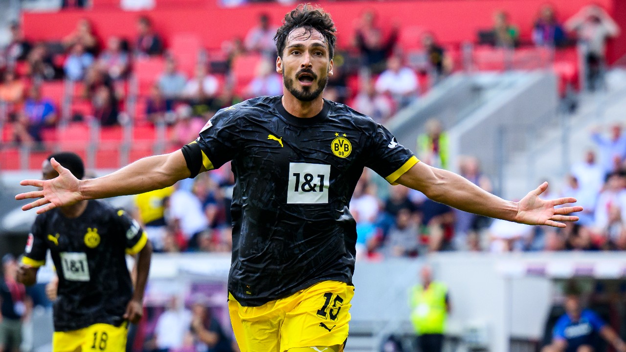 Bundesliga Roundup: Reus, Hummels rescue Borussia Dortmund with win at ...