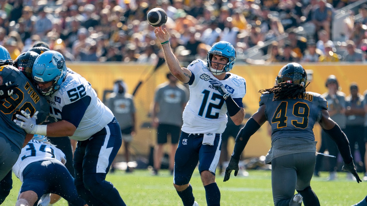 Kelly throws two TD passes, scores another in Argonauts’ win over Tiger ...