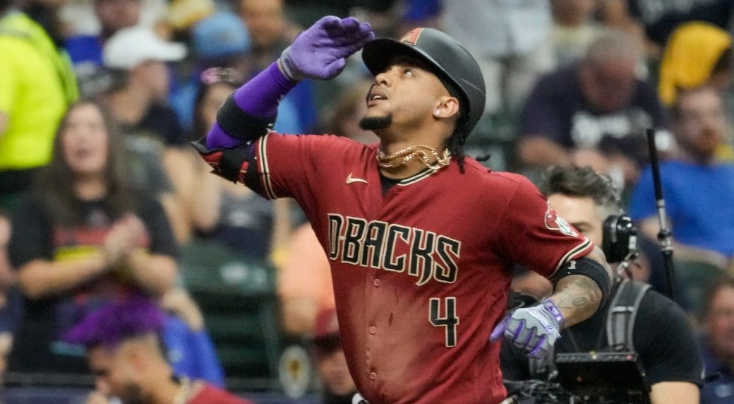 Diamondbacks rally for victory over Brewers in wild-card series opener
