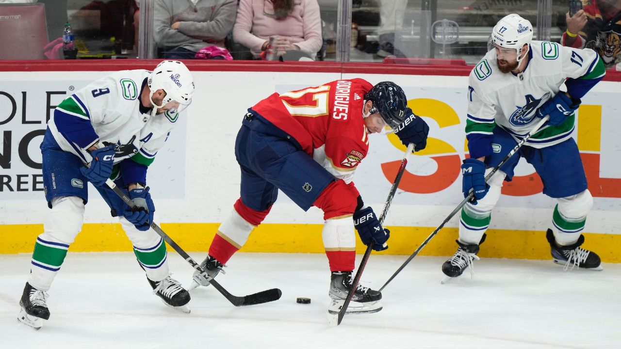 Canucks score two goals late, top Panthers to snap two-game losing streak - Sportsnet.ca