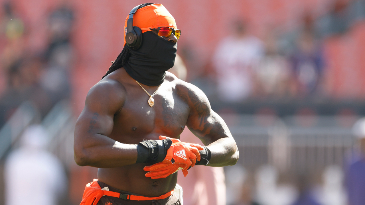 Browns TE David Njoku grateful as he recovers from burns suffered in ...