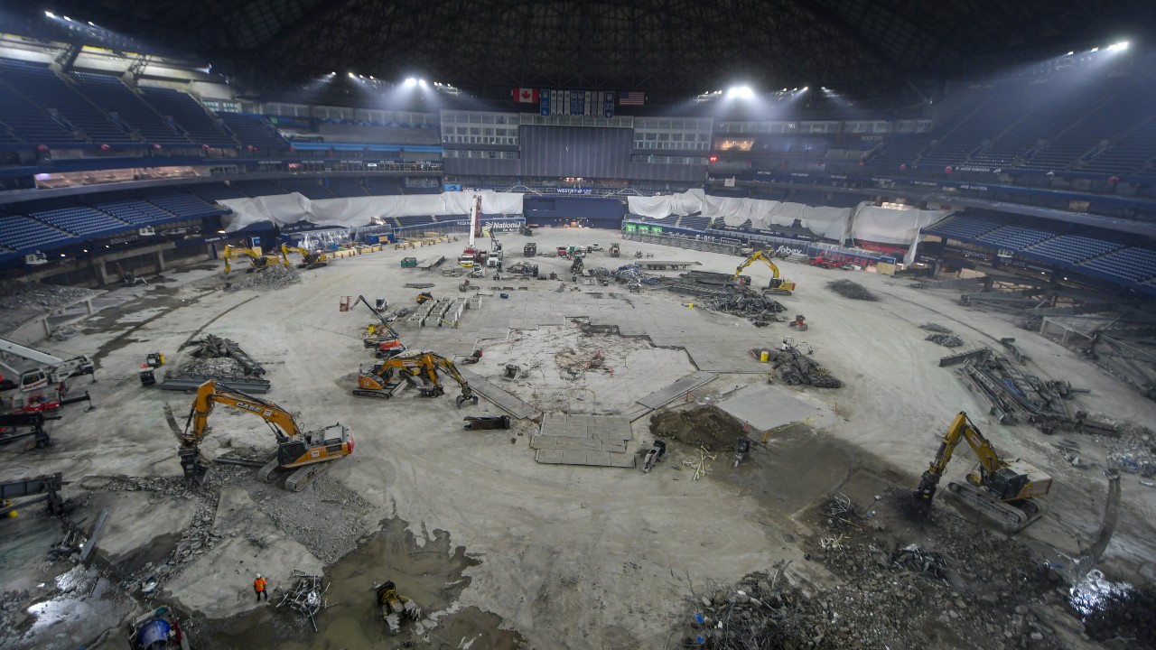 Lower bowl demolished as Rogers Centre renovations push ahead ...