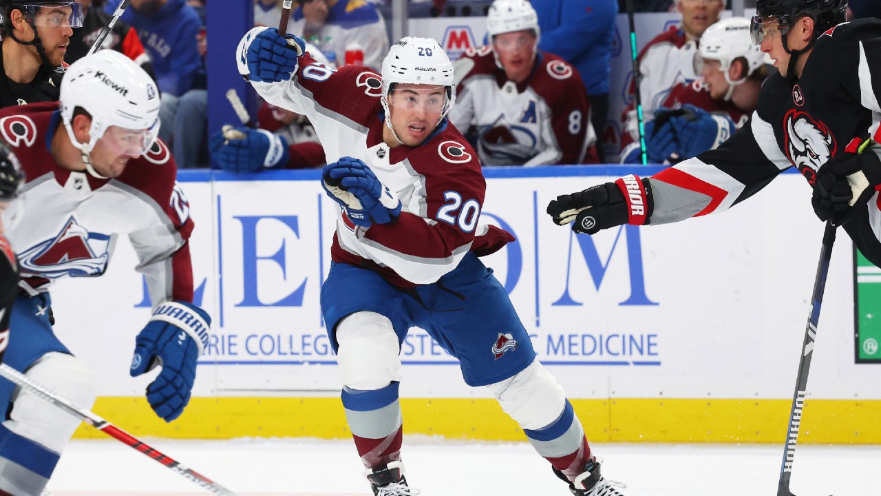 Avalanche's Colton ejected for cross-checking Devils' Meier - Sportsnet.ca