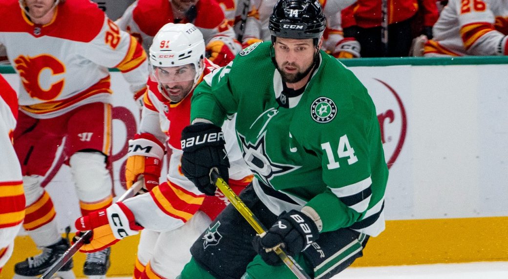 Flames score five unanswered to complete comeback over Stars