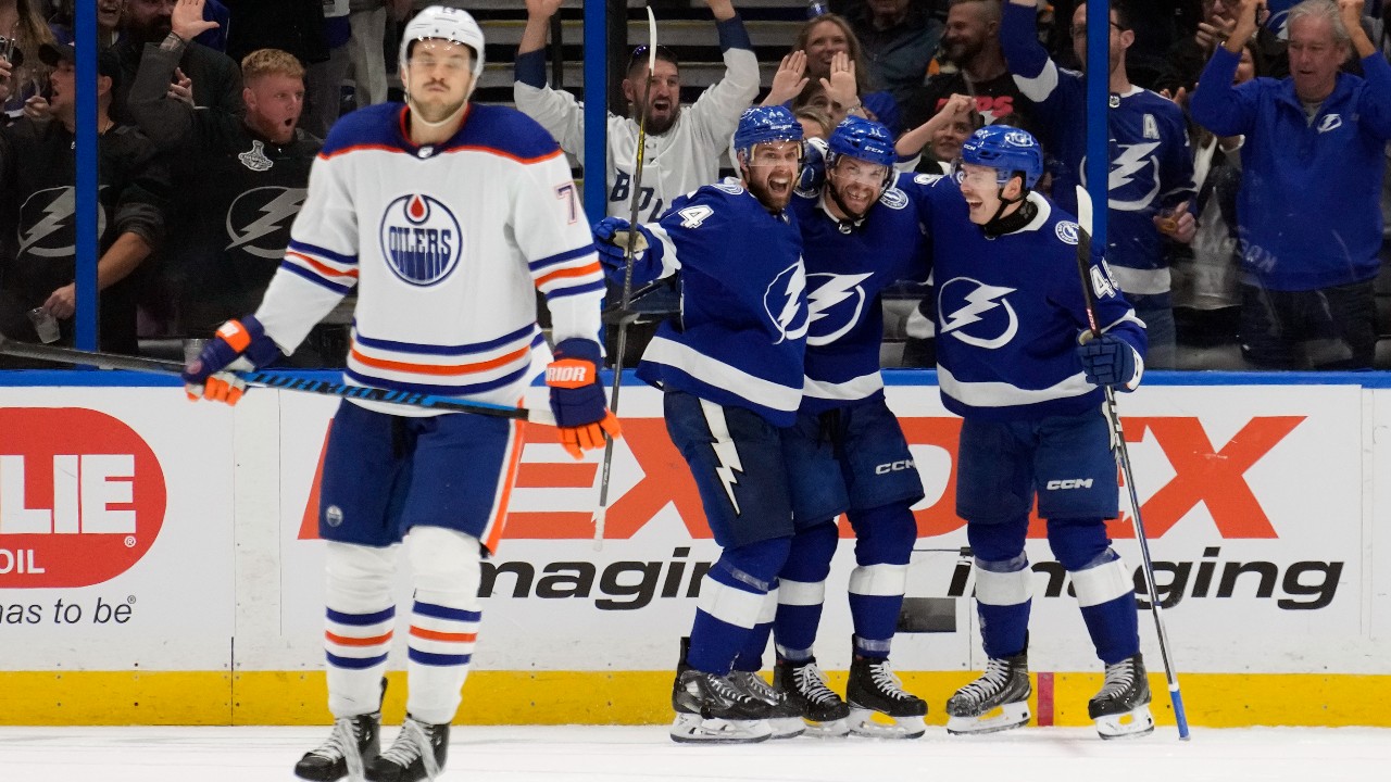 Oilers’ stars, defence fail to step up in loss to Lightning