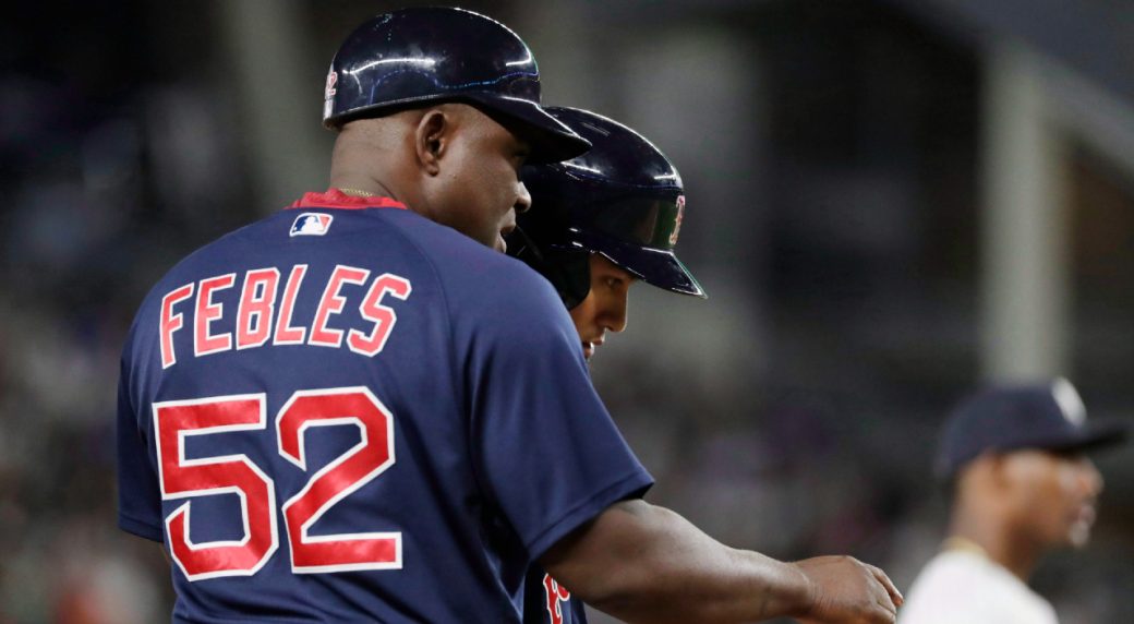 Blue Jays hire Carlos Febles as new third base coach