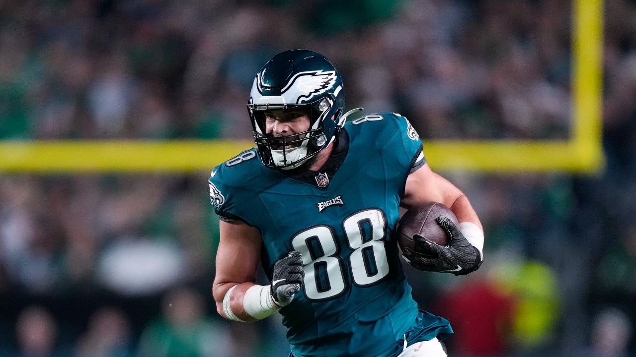 Report: Eagles TE Dallas Goedert expected to play vs. Cowboys ...