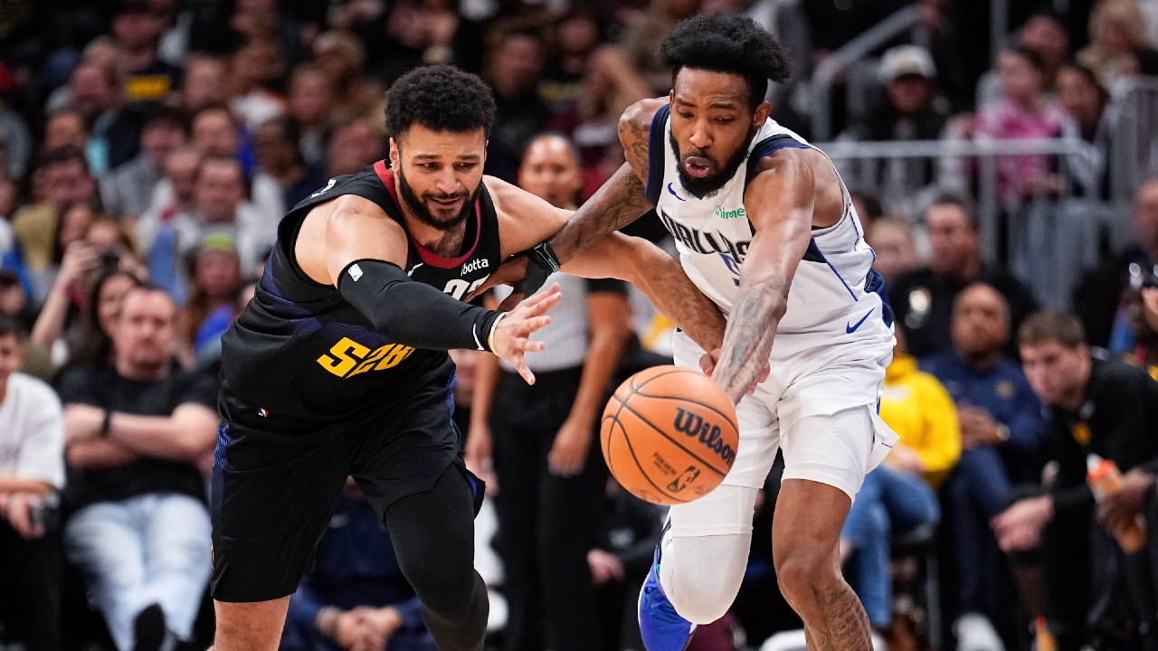 Murray scores 22 points as Nuggets race by Doncic and Mavericks