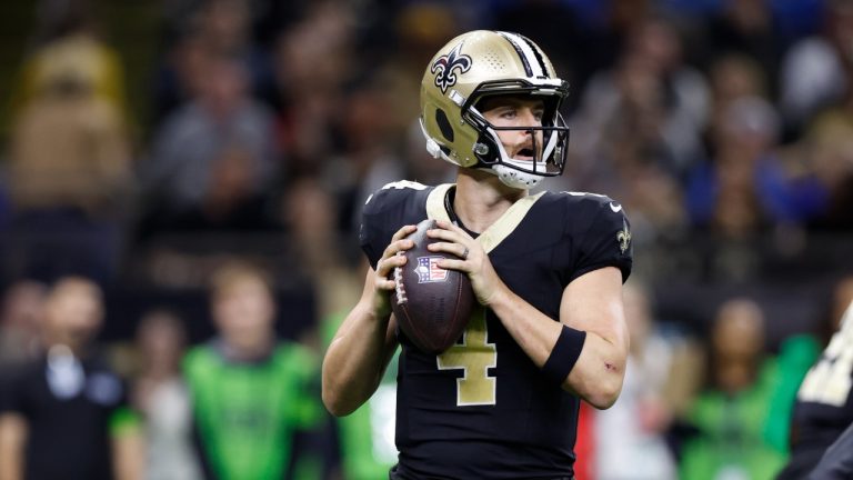 Saints QB Carr clears concussion protocol, could play vs. Panthers ...