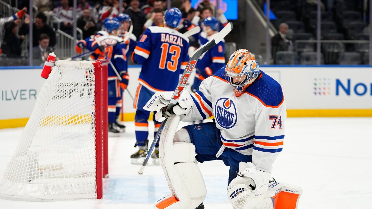 Islanders score three unanswered in second to take down Oilers ...