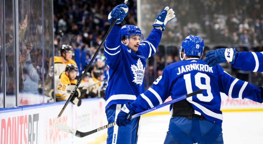 Maple Leafs' Matthews, Domi break through in hard-fought comeback