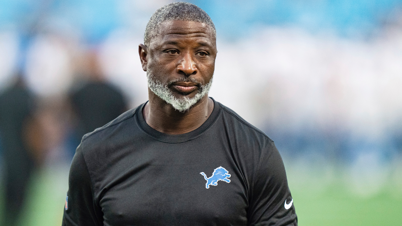 Falcons interview Glenn for coaching vacancy, but all eyes are on ...