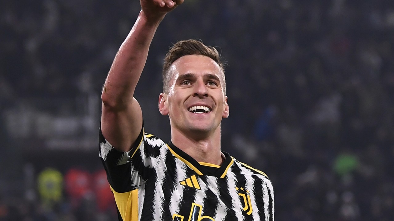Juventus beats Frosinone with Milik hat trick to reach Italian Cup ...