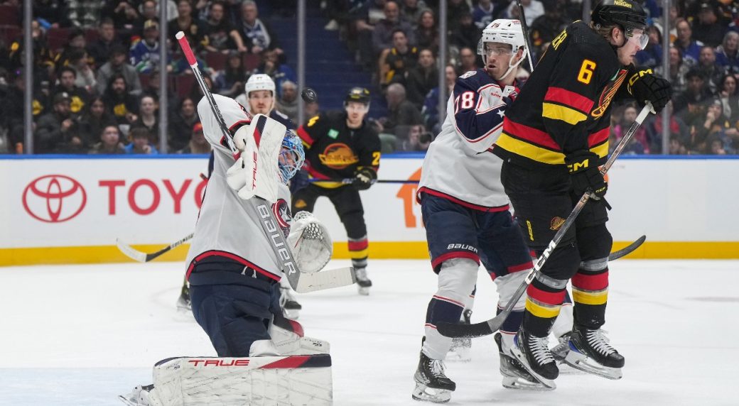 Pettersson caps Canucks comeback with OT winner vs. Blue Jackets