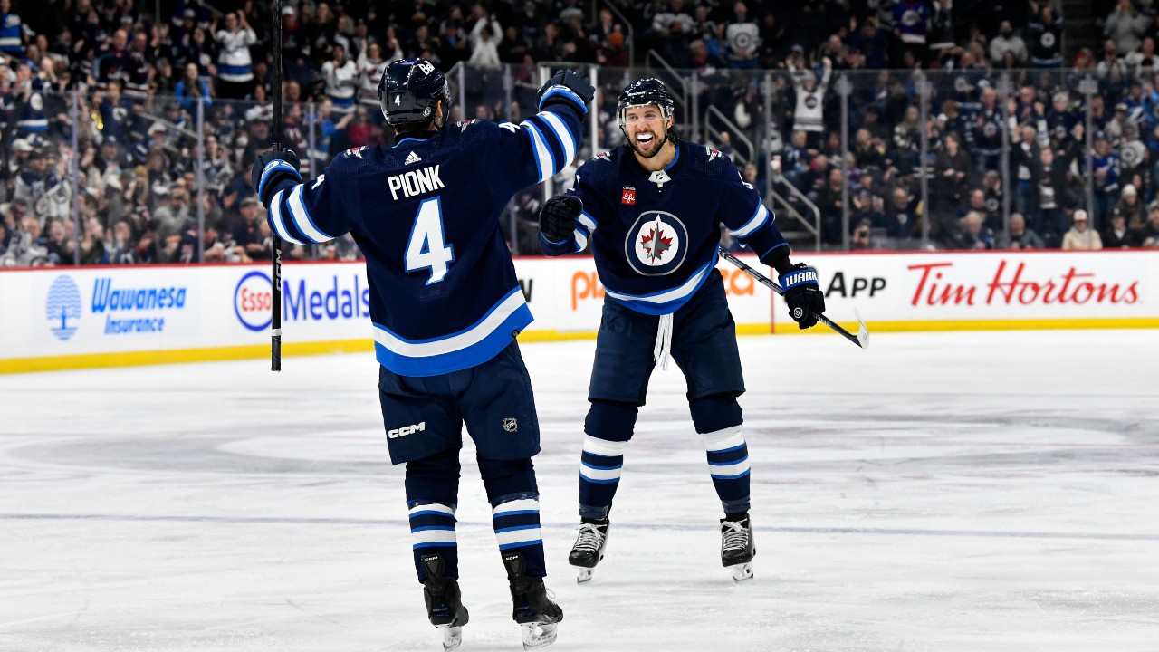 Jets extend point streak to nine games with win over Lightning
