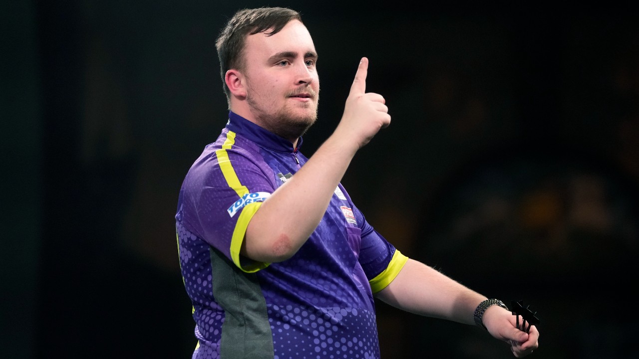 Luke 'The Nuke': Teen sensation playing in Darts World Championship ...