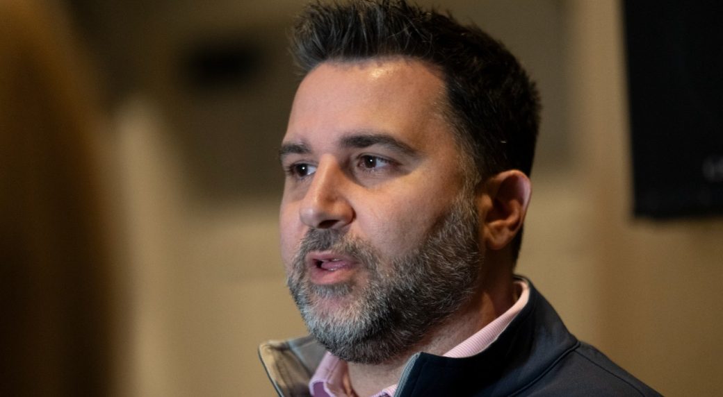 Braves extend GM Alex Anthopoulos' contract through 2031 season