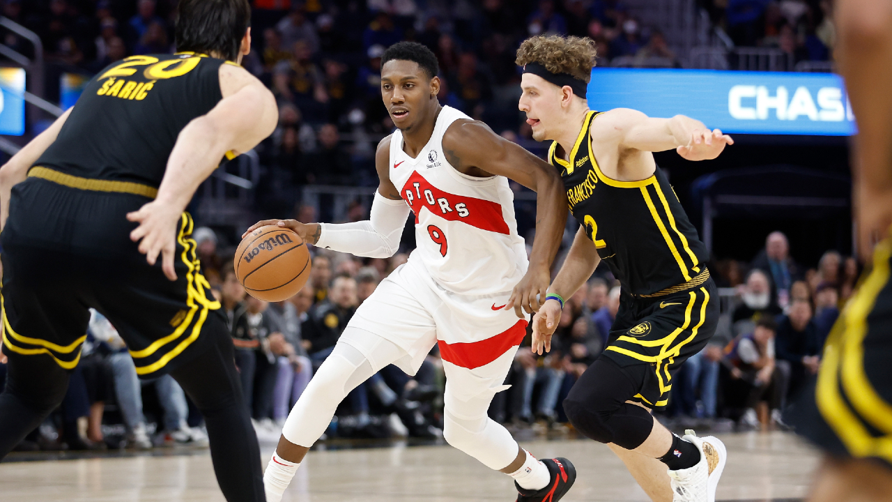 Red-hot Barrett headlines new-look Raptors’ smothering performance