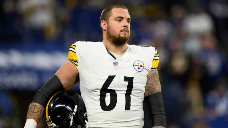 Steelers cut veteran centre Cole, create nearly $5 million in salary ...