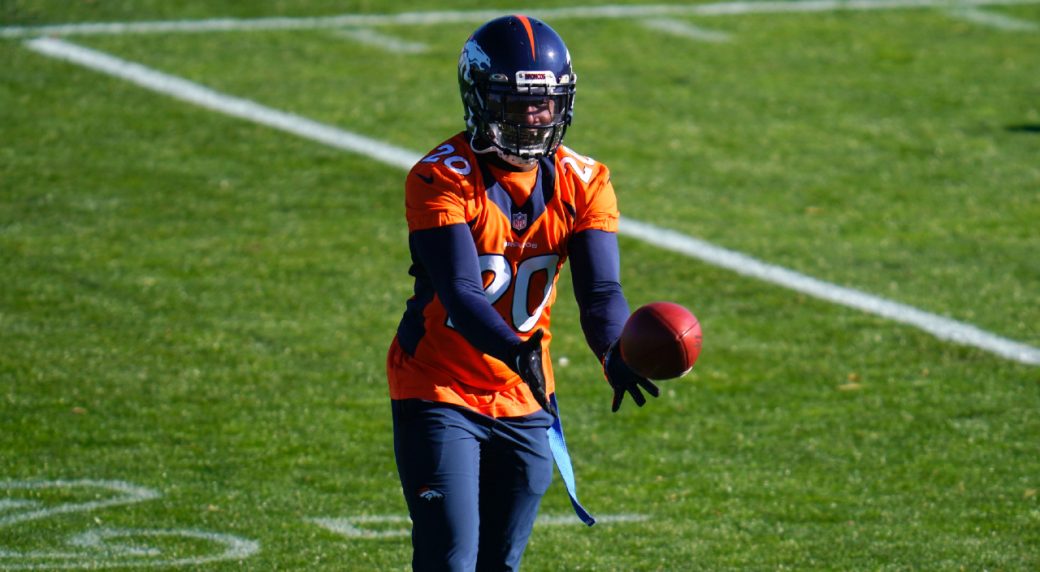 Lions sign ex-Bronco Duke Dawson for training camp