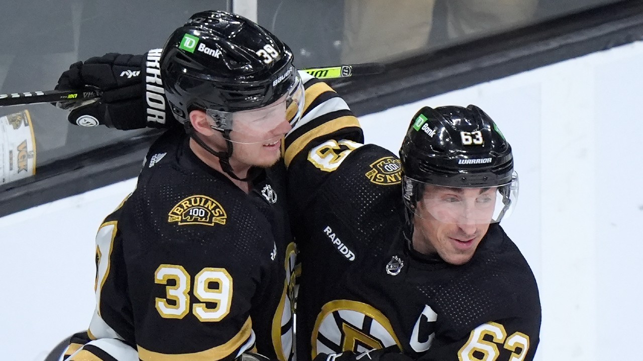 Geekie nets hat trick, Bruins end three-game slide with win over Vegas ...