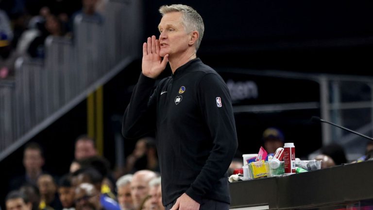 Warriors officially sign head coach Steve Kerr to two-year, $35M extension - Sportsnet.ca