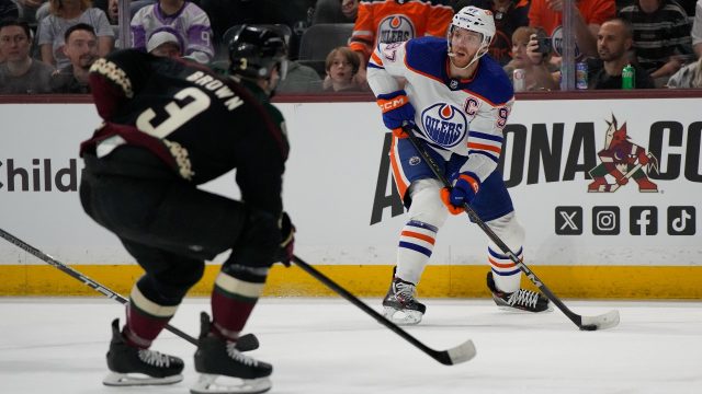 Oilers sign Josh Brown to three-year deal - Sportsnet.ca