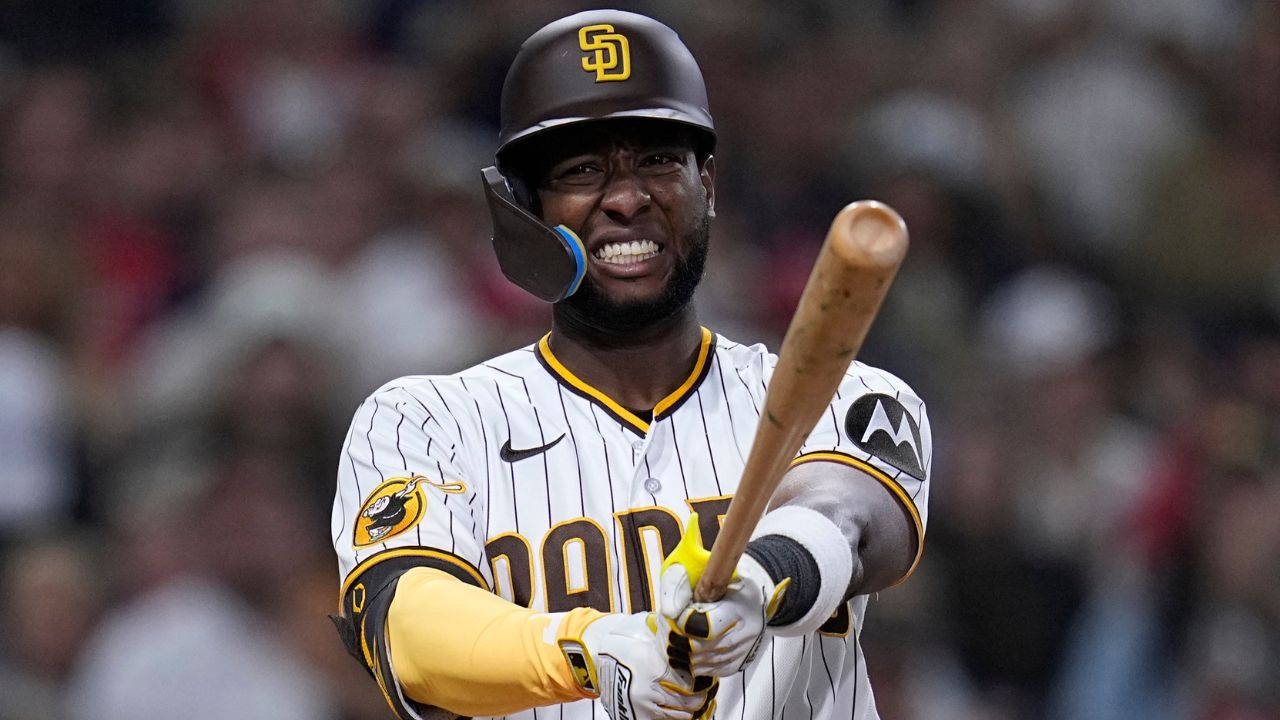 Jurickson Profar out of Padres' lineup with patellar tendinitis in left ...