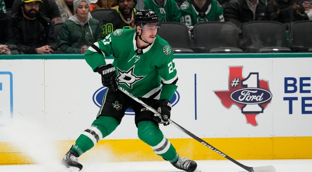 Stars' Radek Faksa, Mason Marchment exit Game 2 vs. Golden Knights