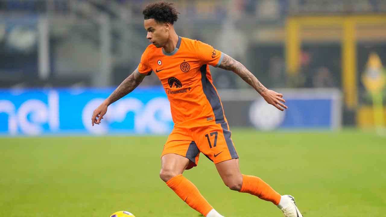 Buchanan makes Inter Milan debut, becomes first Canadian to play in ...