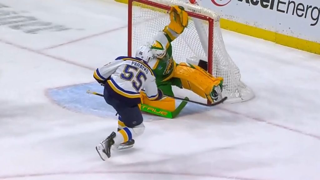 Fleury robs Parayko with huge glove save