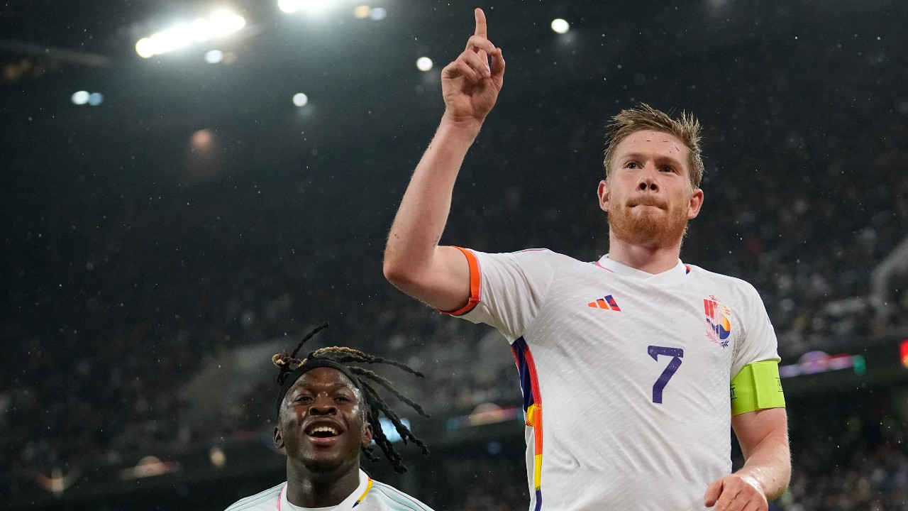 Blue jersey, brown shorts, white socks: Belgium's new kit tribute to ...