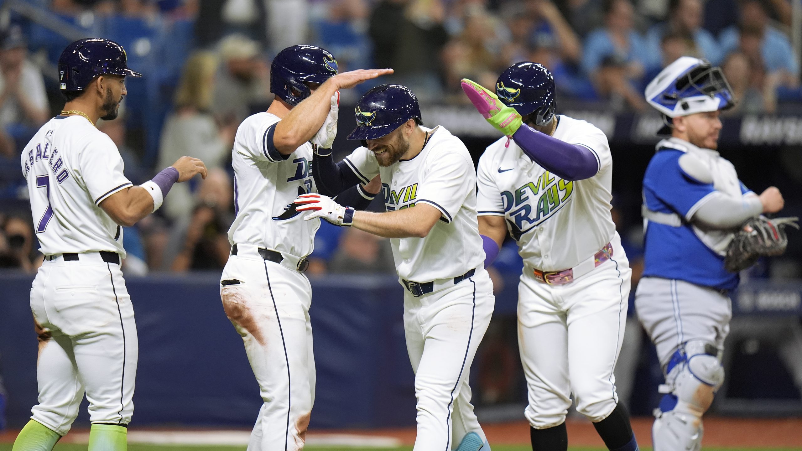 Lowe's grand slam leads Rays to big win over Blue Jays - Sportsnet.ca