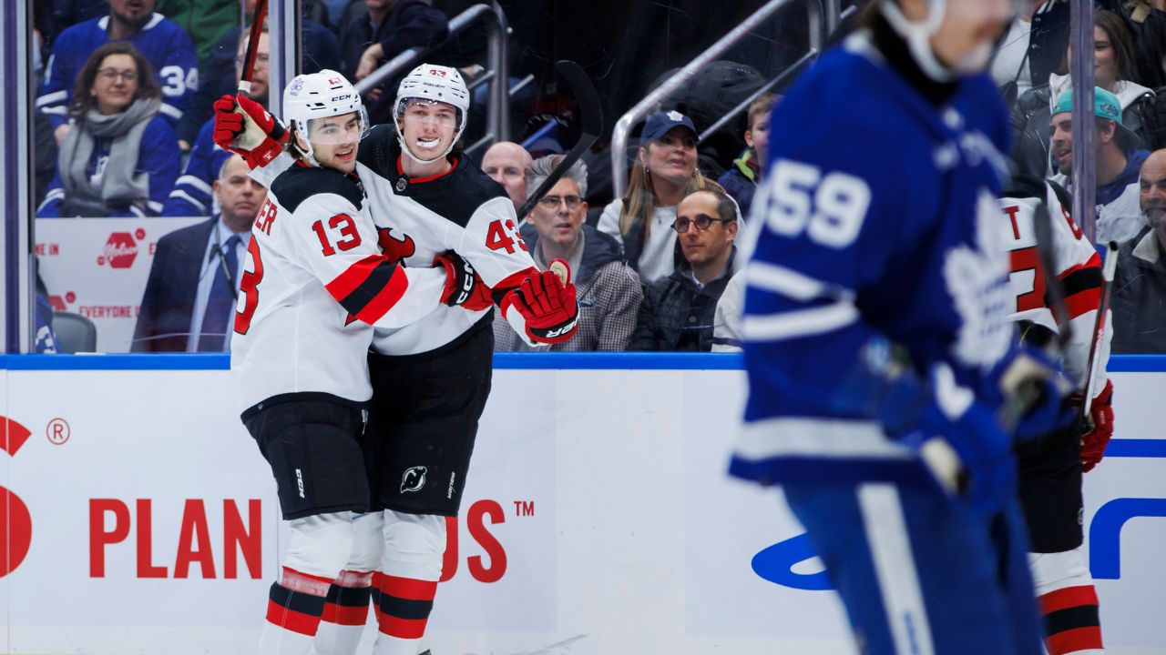 Jake Allen shines early, Devils pile it on to top Maple Leafs
