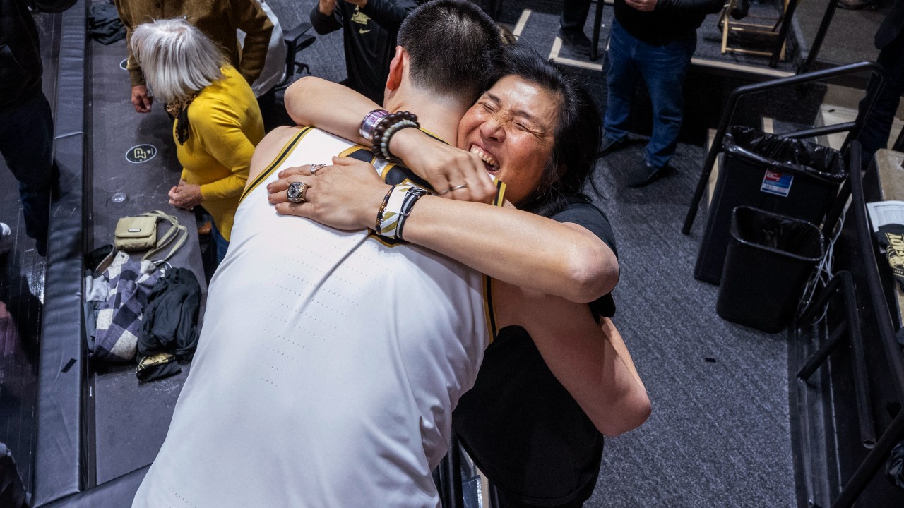 Canada's Edey leads Purdue past Michigan State to clinch share of Big ...