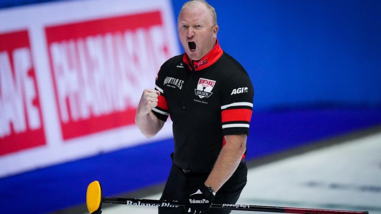 Ontario's Howard opens Brier with dramatic win, Saskatchewan's McEwen ...