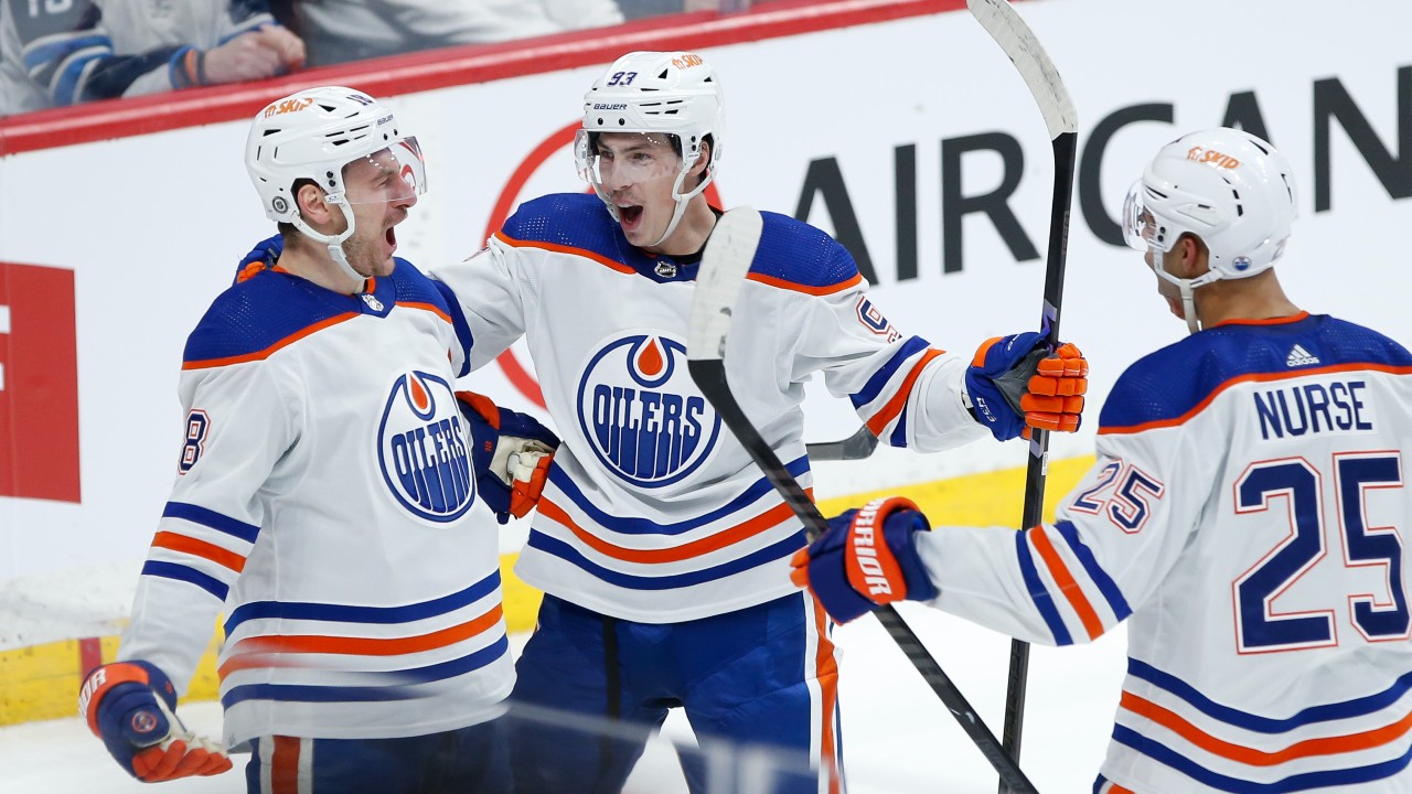 With luck working against them, Oilers steal a win vs. Jets