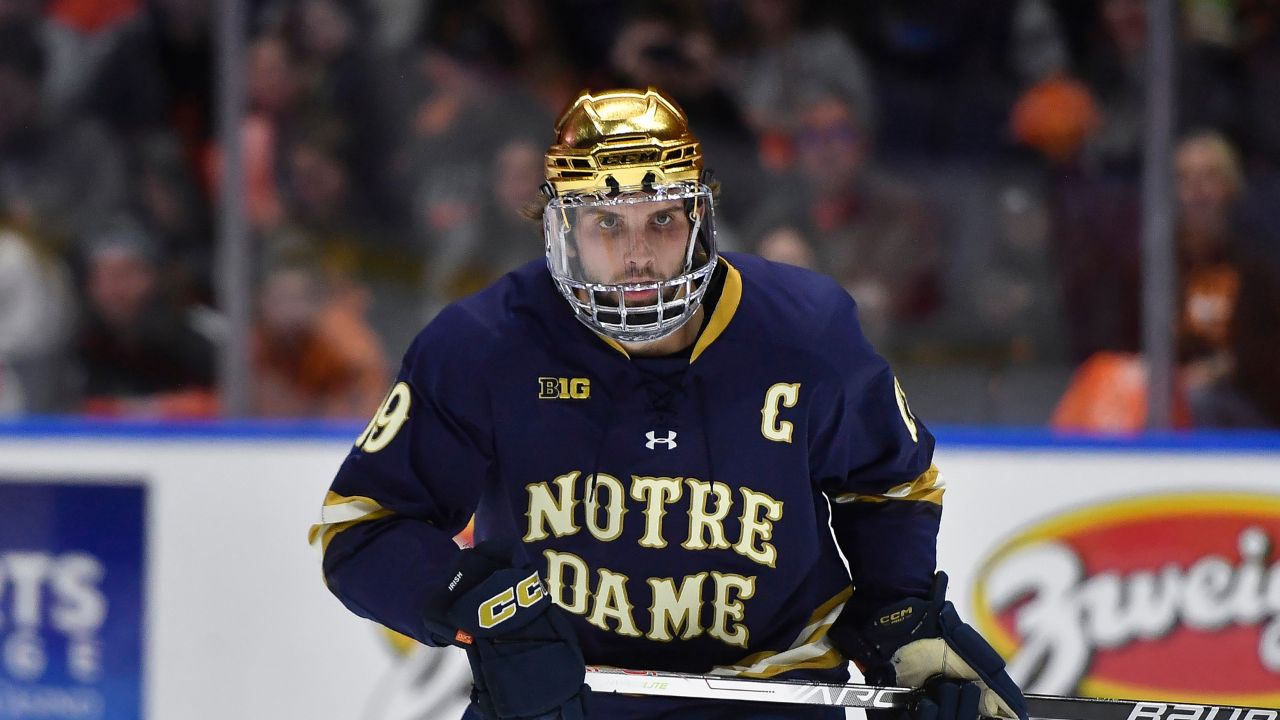 Blackhawks sign forward Landon Slaggert to two-year, entry-level ...