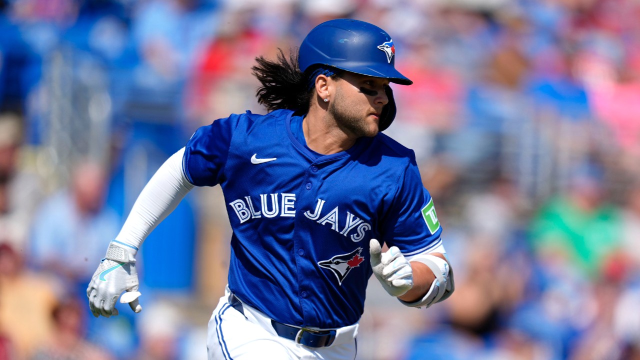 Bo Bichette out of Blue Jays' lineup for series finale vs. Yankees ...